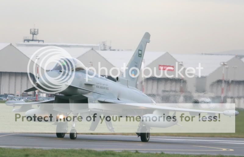 WINTERY WINDS WARTON WITH WAYNE. - FighterControl