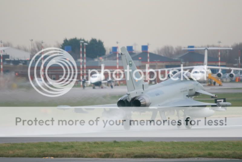 WINTERY WINDS WARTON WITH WAYNE. - FighterControl